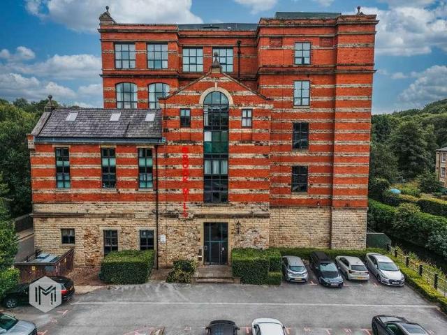 3 bed flat for sale