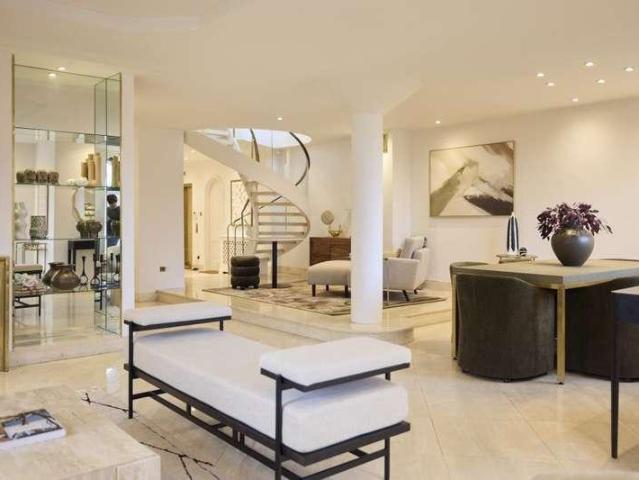3 bed flat for sale