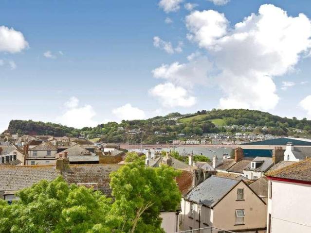 3 bed flat for sale