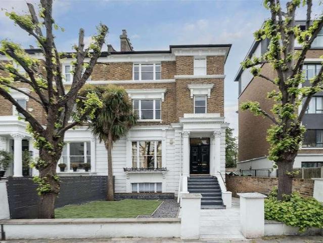 3 bed flat for sale