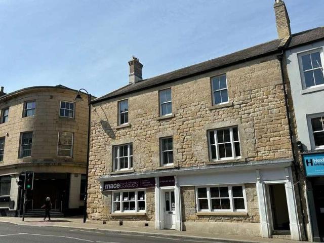 3 bed flat for sale