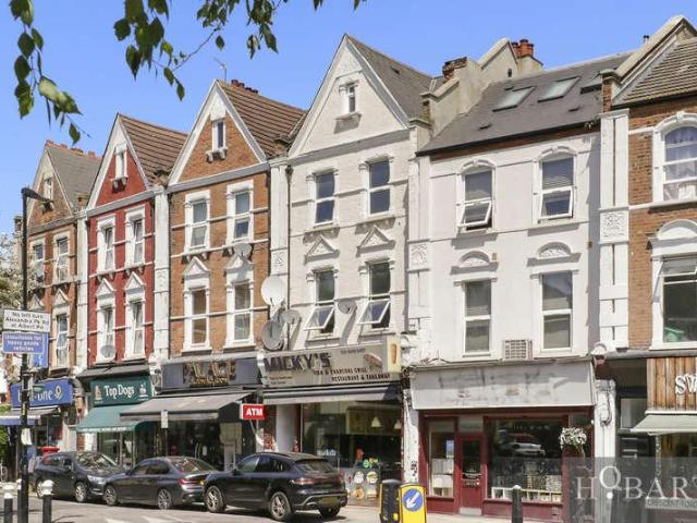 3 bed flat for sale