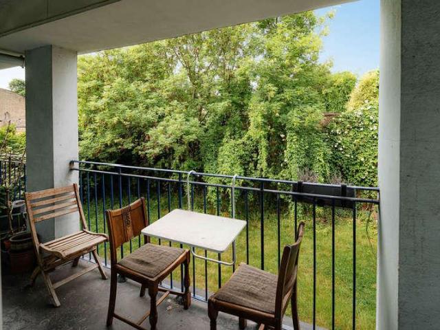 3 bed flat for sale