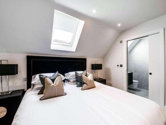 3 bed flat for sale