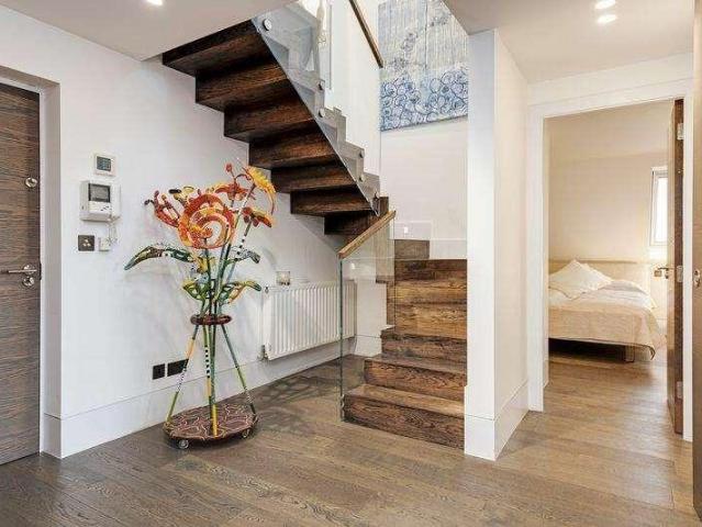 3 bed flat for sale
