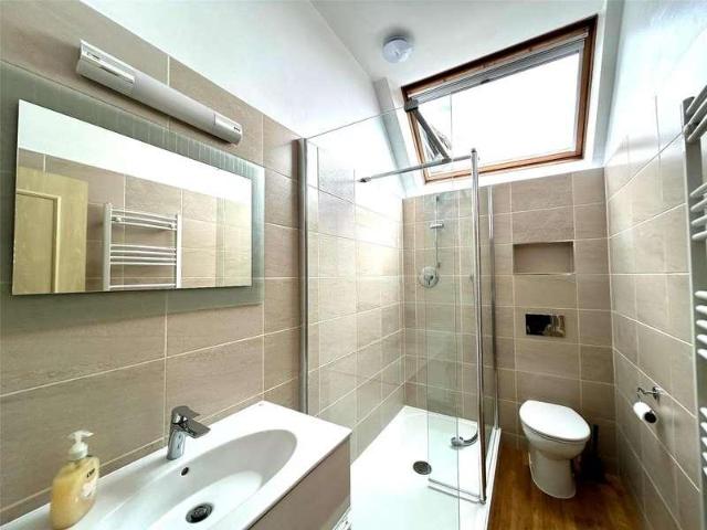 3 bed flat for sale