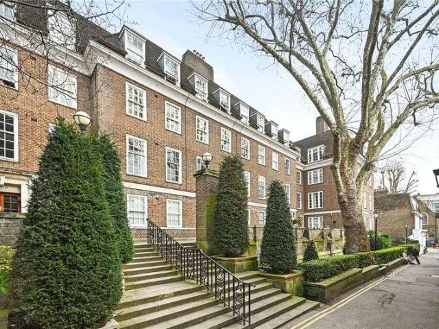 3 bed flat for sale