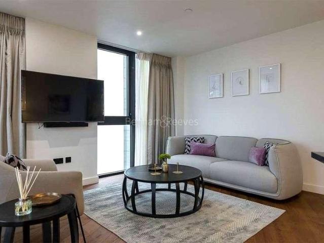 3 bed flat for sale