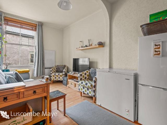 3 bed flat for sale