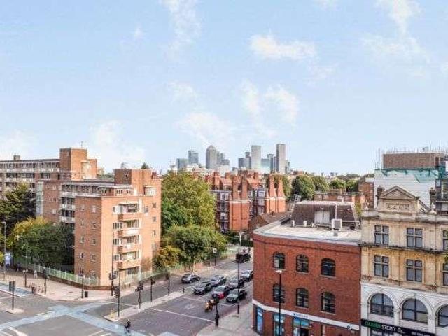 3 bed flat for sale