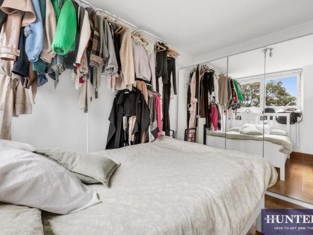 3 bed flat for sale