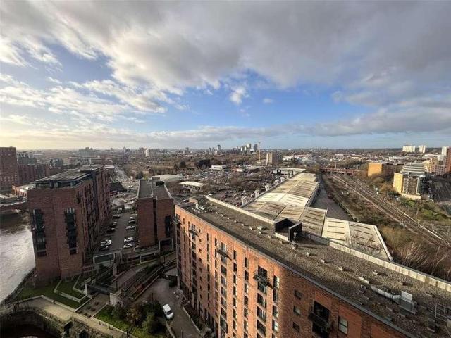 3 bed flat for sale