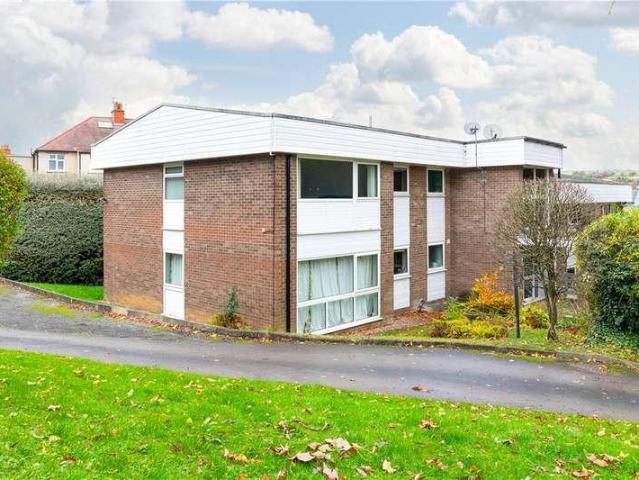 3 bed flat for sale