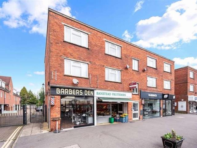 3 bed flat for sale