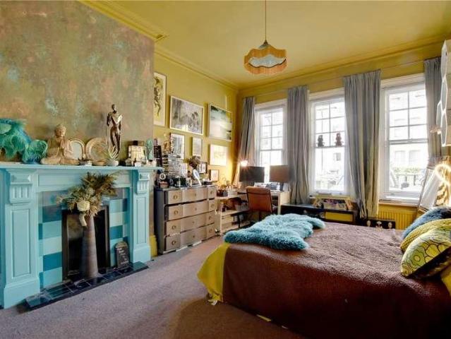 3 bed flat for sale