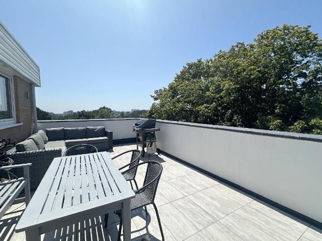 3 bed flat for sale