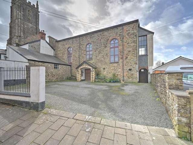 3 bed flat for sale