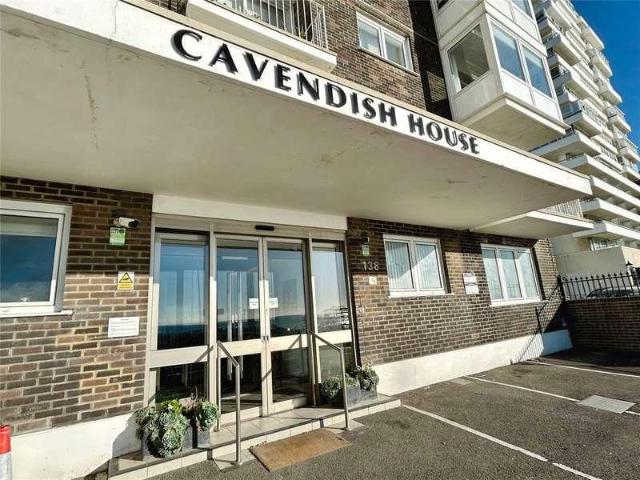 3 bed flat for sale