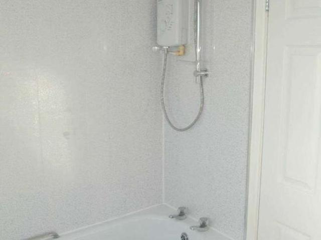 3 bed flat for sale