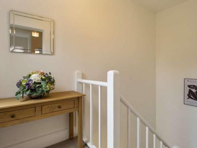 3 bed flat for sale