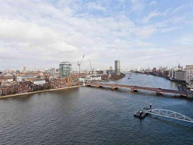 3 bed flat for sale