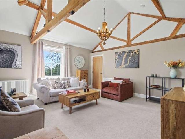 3 bed flat for sale