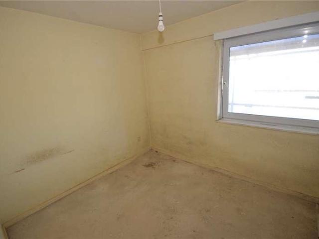 3 bed flat for sale