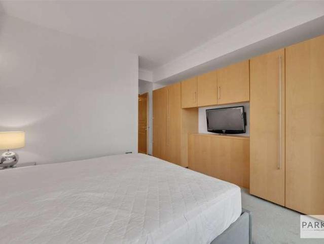 3 bed flat for sale