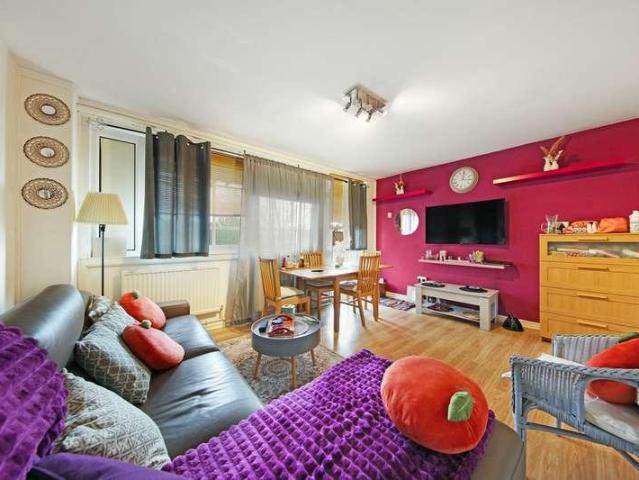 3 bed flat for sale