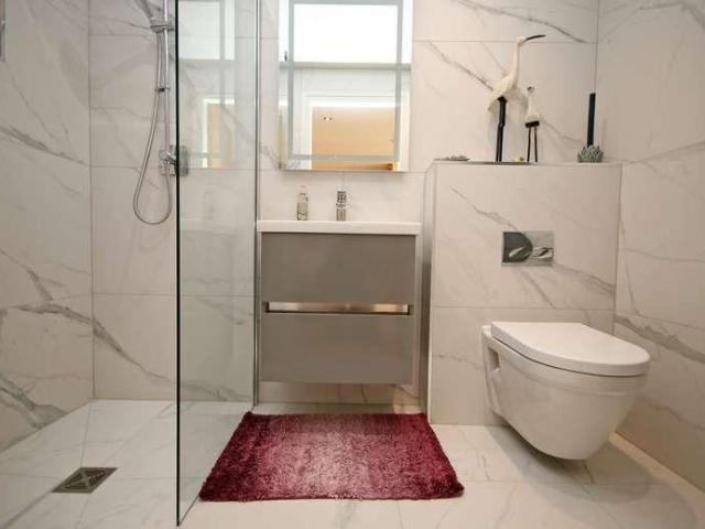 3 bed flat for sale
