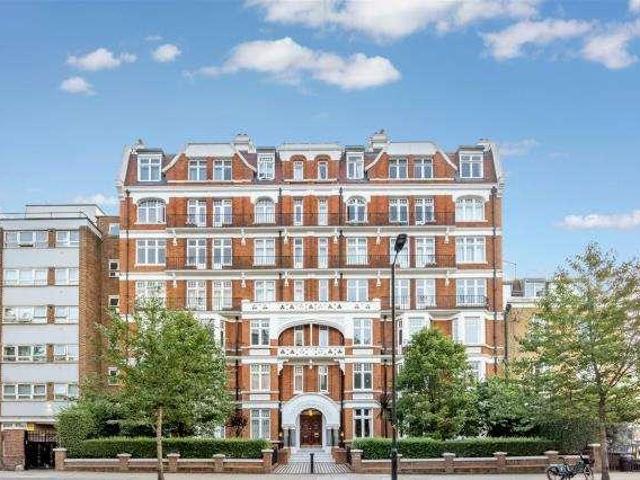 3 bed flat for sale