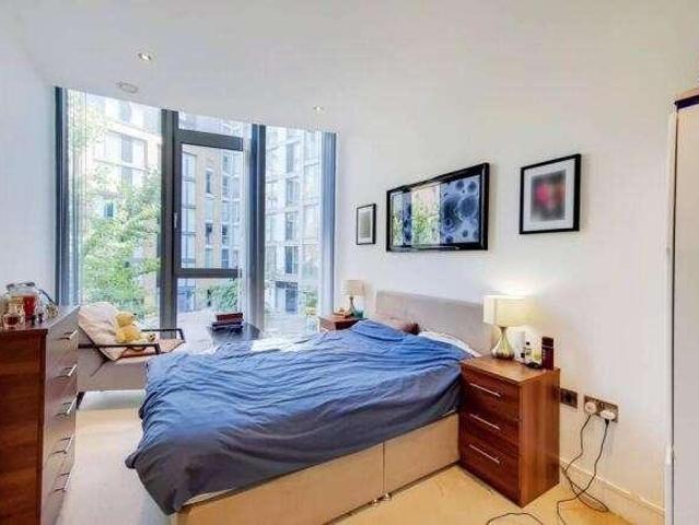3 bed flat for sale