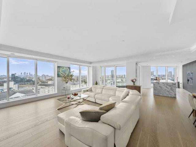 3 bed flat for sale
