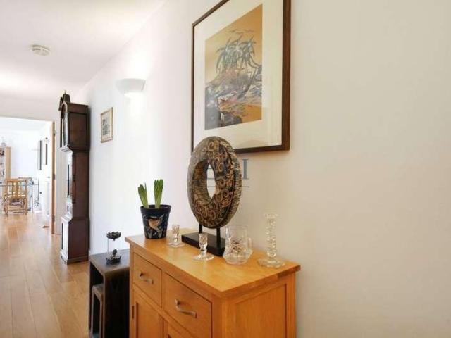 3 bed flat for sale