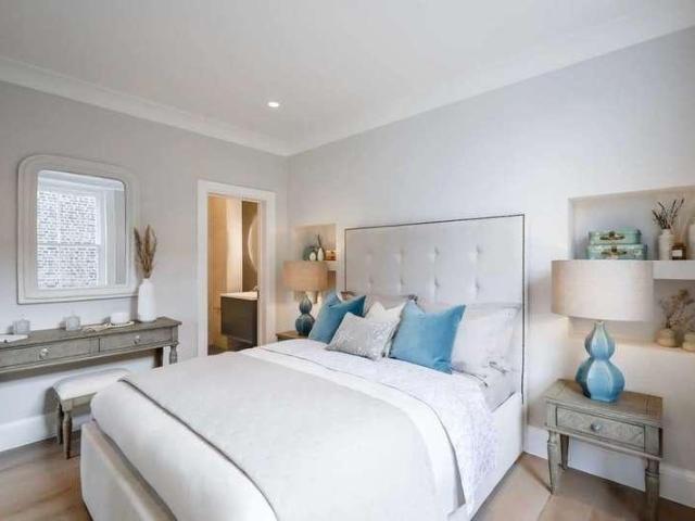 3 bed flat for sale