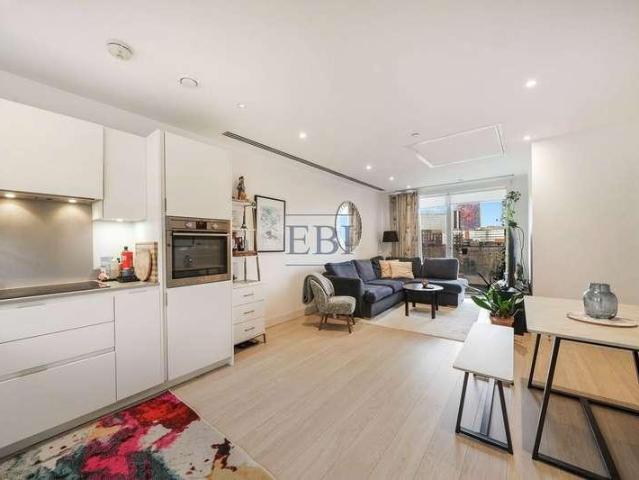 3 bed flat for sale