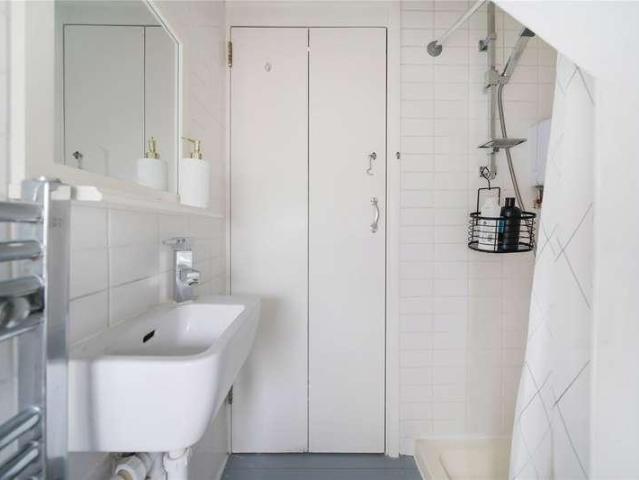 3 bed flat for sale