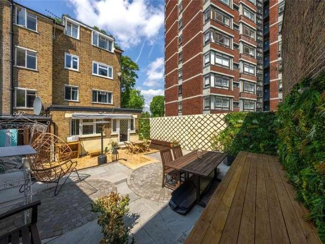 3 bed flat for sale