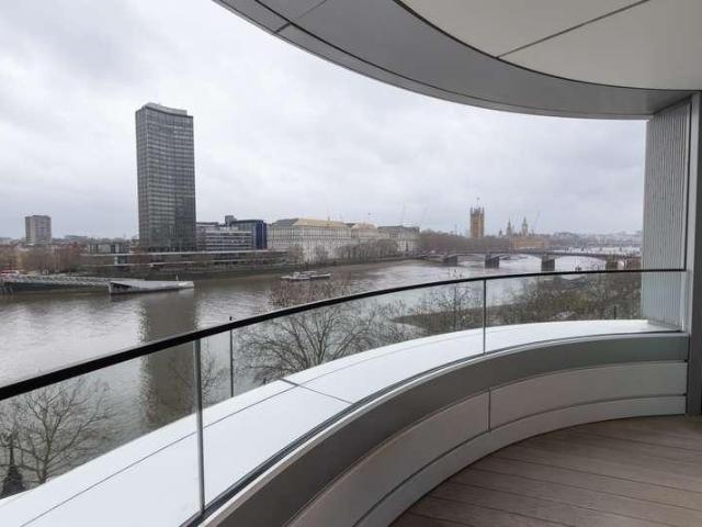 3 bed flat for sale