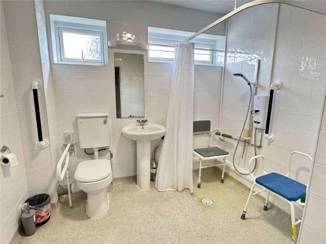 3 bed flat for sale