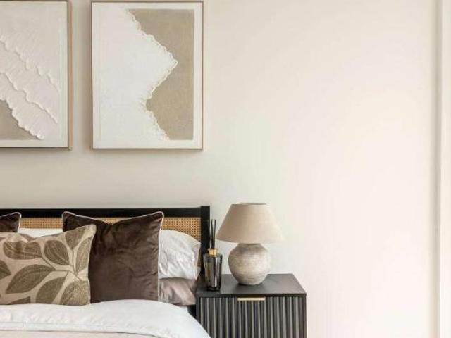 3 bed flat for sale