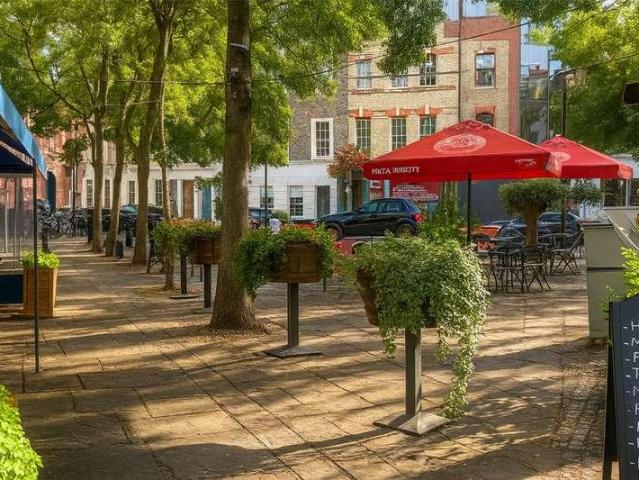 3 bed flat for sale