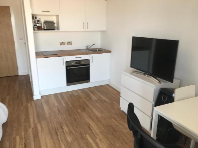3 bed flat for sale