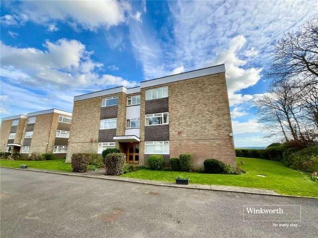 3 bed flat for sale