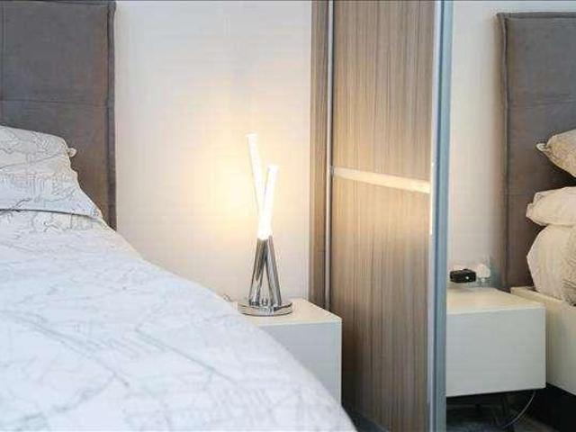 3 bed flat for sale