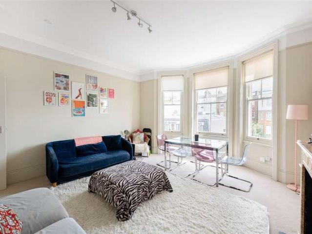 3 bed flat for sale