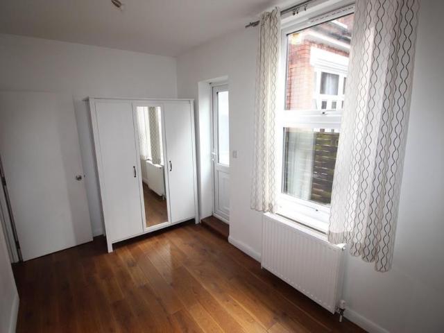 3 Bed Flat, Friern Barnet Road, N11