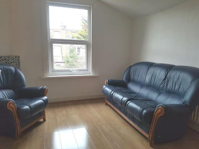 3 Bed Flat, Frobisher Road, N8