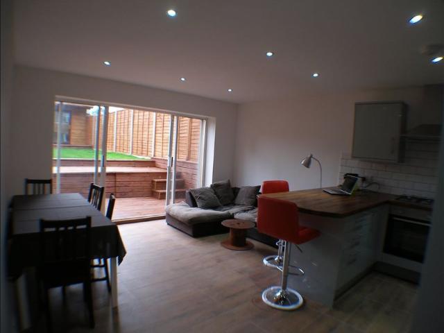 3 Bed Flat, Garden Amersham Road, SE14