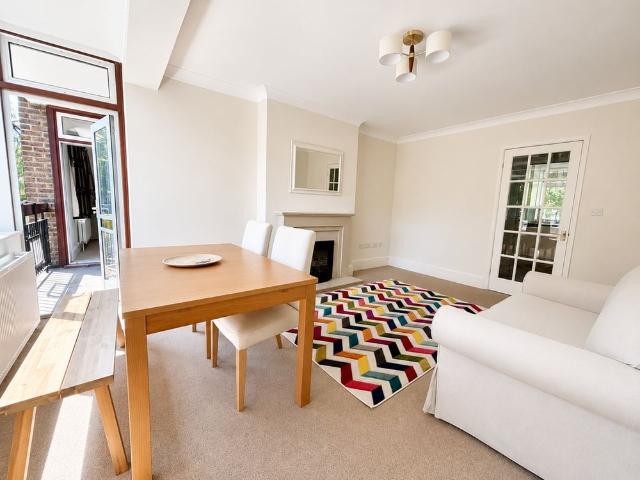 3 Bed Flat, Grice Court, N1